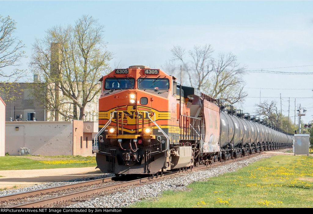 BNSF 4305 South